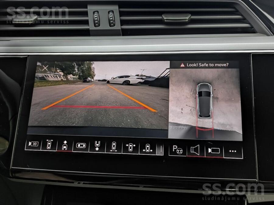 Balts Audi E-Tron 2023 Tukums, ar dzinēja tilpumu 0.00 L un nobraukumu 94 tūkst. km par 39990 €, foto 35 vietnē AUTOMOTO.COM.LV
