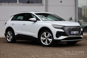 White Audi E-Tron 2024 in Riga, with an engine capacity of 0.00 L and mileage of 0 thousand km for 40995 €, photo 4 on AUTOMOTO.COM.LV