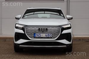 White Audi E-Tron 2024 in Riga, with an engine capacity of 0.00 L and mileage of 0 thousand km for 40995 €, photo 5 on AUTOMOTO.COM.LV