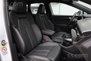 White Audi E-Tron 2024 in Riga, with an engine capacity of 0.00 L and mileage of 0 thousand km for 40995 €, photo 20 on AUTOMOTO.COM.LV