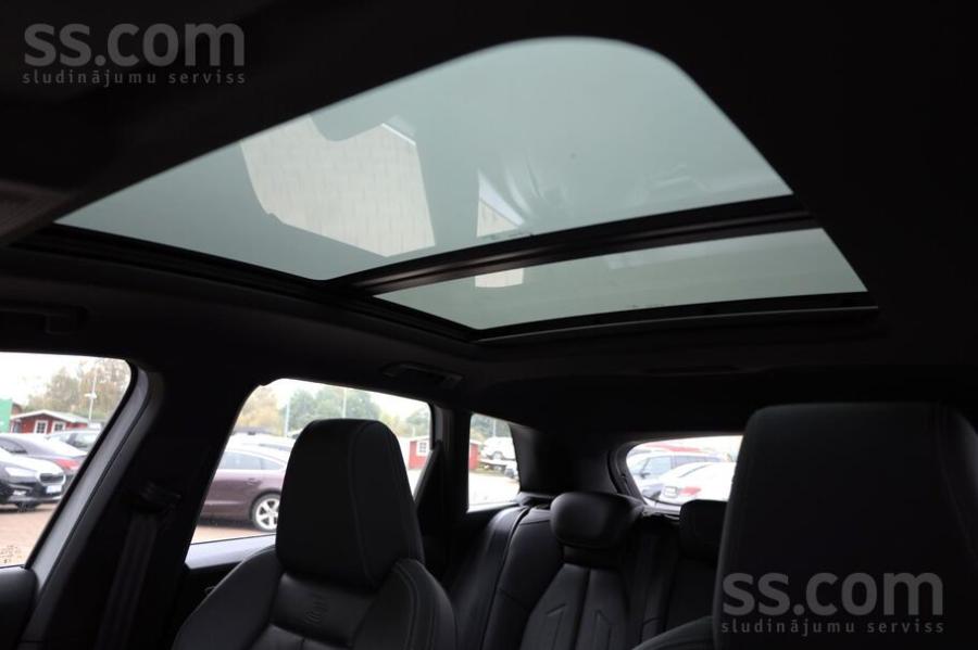 White Audi E-Tron 2024 in Riga, with an engine capacity of 0.00 L and mileage of 0 thousand km for 40995 €, photo 27 on AUTOMOTO.COM.LV