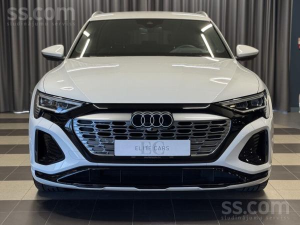 Balts Audi E-Tron 2024 Rīga, ar dzinēja tilpumu 0.00 L un nobraukumu 64 tūkst. km par 45990 €, foto 2 vietnē AUTOMOTO.COM.LV