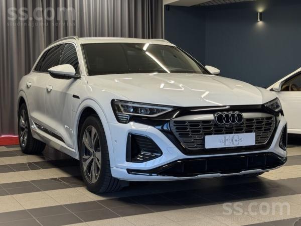 Balts Audi E-Tron 2024 Rīga, ar dzinēja tilpumu 0.00 L un nobraukumu 64 tūkst. km par 45990 €, foto 3 vietnē AUTOMOTO.COM.LV