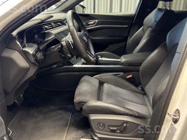 Balts Audi E-Tron 2024 Rīga, ar dzinēja tilpumu 0.00 L un nobraukumu 64 tūkst. km par 45990 €, foto 9 vietnē AUTOMOTO.COM.LV
