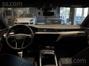 Balts Audi E-Tron 2024 Rīga, ar dzinēja tilpumu 0.00 L un nobraukumu 64 tūkst. km par 45990 €, foto 12 vietnē AUTOMOTO.COM.LV