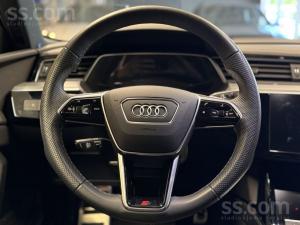 Balts Audi E-Tron 2024 Rīga, ar dzinēja tilpumu 0.00 L un nobraukumu 64 tūkst. km par 45990 €, foto 13 vietnē AUTOMOTO.COM.LV