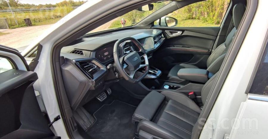 Balts Audi E-Tron 2024 Rīga, ar dzinēja tilpumu 0.00 L un nobraukumu 17 tūkst. km par 39900 €, foto 7 vietnē AUTOMOTO.COM.LV