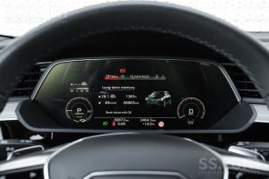 Белый Ауди E-Tron 2024 в Рига, объемом двигателя 0.00 л и пробегом 59 тыс. км за 46900 €, фото 16 на AUTOMOTO.COM.LV