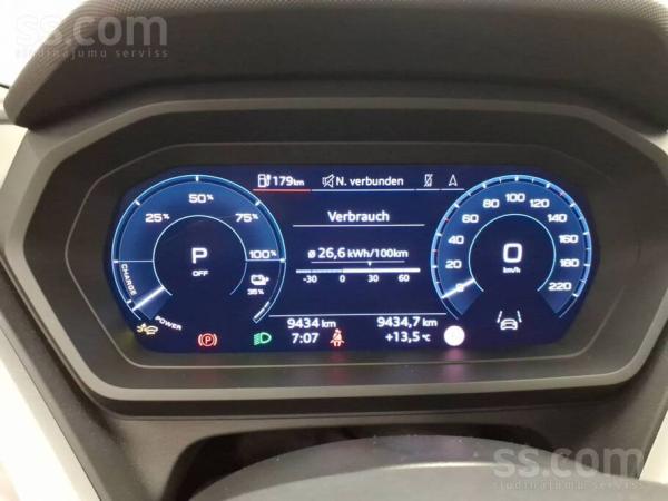 White Audi E-Tron 2025 in Riga, with an engine capacity of 0.00 L and mileage of 9 thousand km for 44690 €, photo 4 on AUTOMOTO.COM.LV
