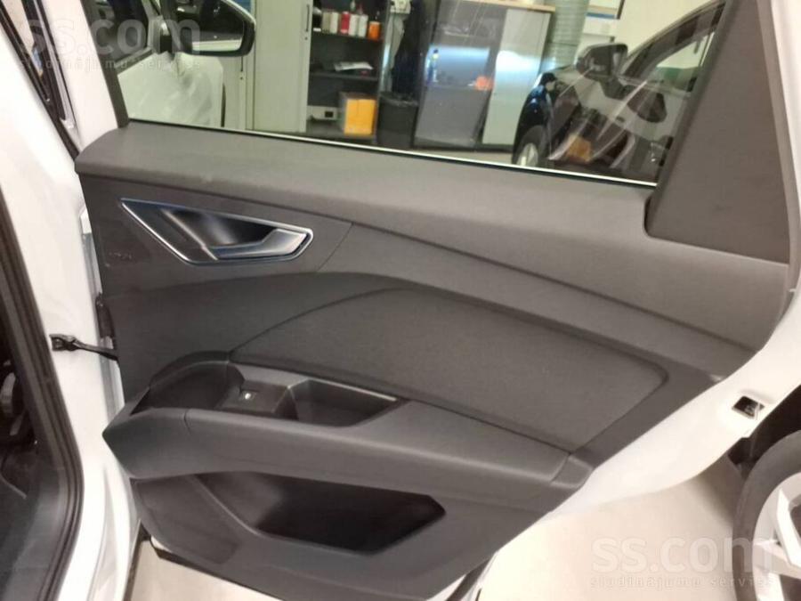 Balts Audi E-Tron 2025 Rīga, ar dzinēja tilpumu 0.00 L un nobraukumu 9 tūkst. km par 44690 €, foto 14 vietnē AUTOMOTO.COM.LV