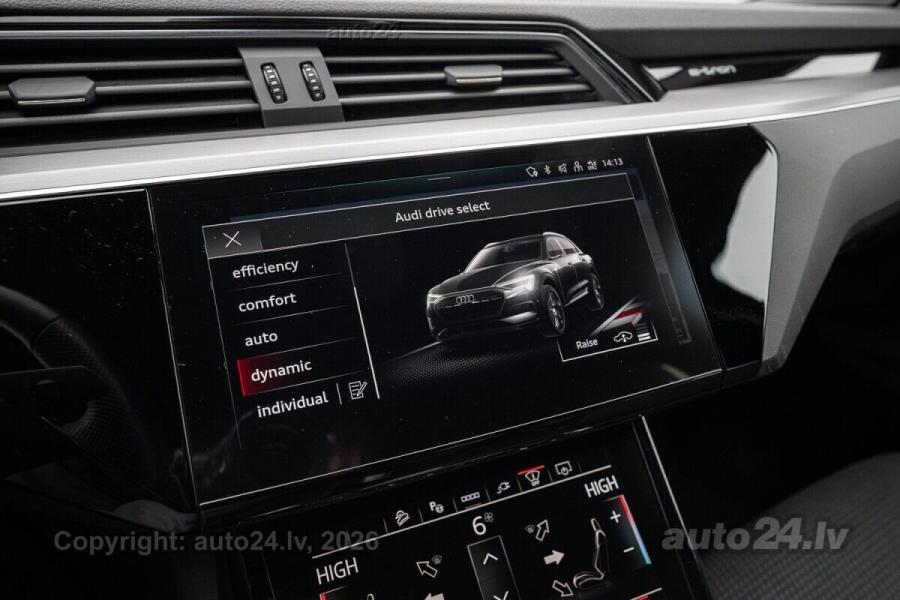 Balts Audi E-Tron 2021 Jelgava, ar dzinēja tilpumu 0.00 L un nobraukumu 94 tūkst. km par 27516 €, foto 22 vietnē AUTOMOTO.COM.LV