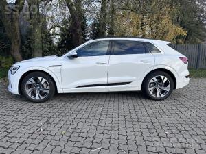 Balts Audi E-Tron 2021 Rīga, ar dzinēja tilpumu 0.00 L un nobraukumu 50 tūkst. km par 35950 €, foto 7 vietnē AUTOMOTO.COM.LV