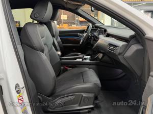 Balts Audi E-Tron 2022 Tallina, ar dzinēja tilpumu 0.00 L un nobraukumu 30 tūkst. km par 39300 €, foto 13 vietnē AUTOMOTO.COM.LV