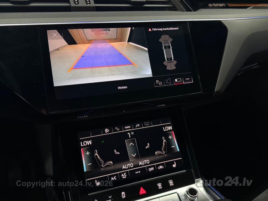 Balts Audi E-Tron 2022 Tallina, ar dzinēja tilpumu 0.00 L un nobraukumu 30 tūkst. km par 39300 €, foto 20 vietnē AUTOMOTO.COM.LV