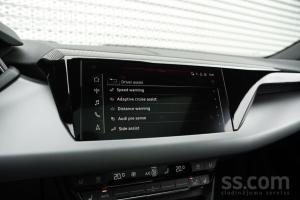 Белый Ауди E-Tron 2021 в Рига, объемом двигателя 0.00 л и пробегом 87 тыс. км за 54600 €, фото 25 на AUTOMOTO.COM.LV