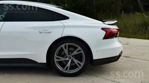 Balts Audi E-Tron 2021 Rīga, ar dzinēja tilpumu 0.00 L un nobraukumu 103 tūkst. km par 49500 €, foto 5 vietnē AUTOMOTO.COM.LV