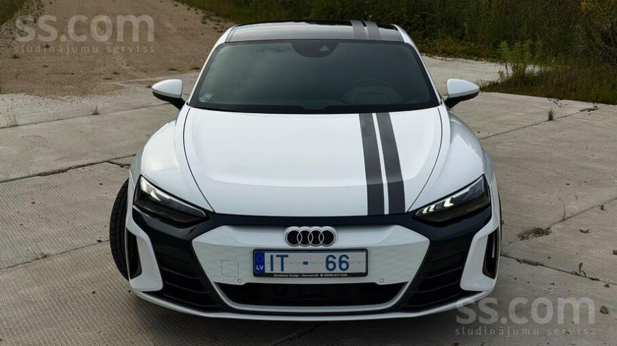 Balts Audi E-Tron 2021 Rīga, ar dzinēja tilpumu 0.00 L un nobraukumu 103 tūkst. km par 49500 €, foto 9 vietnē AUTOMOTO.COM.LV