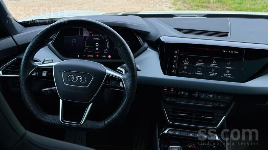 Balts Audi E-Tron 2021 Rīga, ar dzinēja tilpumu 0.00 L un nobraukumu 103 tūkst. km par 49500 €, foto 11 vietnē AUTOMOTO.COM.LV