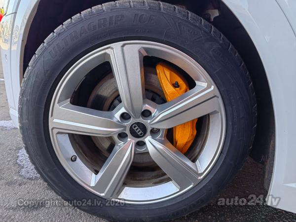 Balts Audi E-Tron 2021 Tallina, ar dzinēja tilpumu 0.00 L un nobraukumu 43 tūkst. km par 33900 €, foto 11 vietnē AUTOMOTO.COM.LV