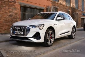 Белый Ауди E-Tron 2021 в Таллин, объемом двигателя 0.00 л и пробегом 75 тыс. км за 29990 €, фото  на AUTOMOTO.COM.LV