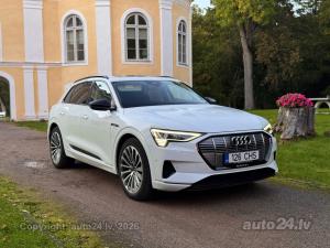 Белый Ауди E-Tron 2023 в Таллин, объемом двигателя 0.00 л и пробегом 25 тыс. км за 44999 €, фото 3 на AUTOMOTO.COM.LV