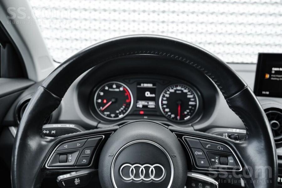 Black Audi Q2 2017 in Riga, with an engine capacity of 1.40 L and mileage of 81 thousand km for 17050 €, photo 10 on AUTOMOTO.COM.LV