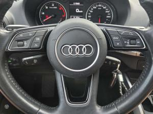 Black Audi Q2 2017 in Panevezys, with an engine capacity of 1.60 L and mileage of 232 thousand km for 10999 €, photo 17 on AUTOMOTO.COM.LV
