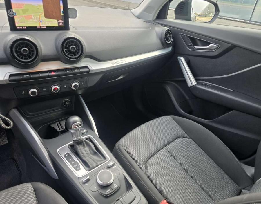 Black Audi Q2 2017 in Panevezys, with an engine capacity of 1.60 L and mileage of 232 thousand km for 10999 €, photo 19 on AUTOMOTO.COM.LV