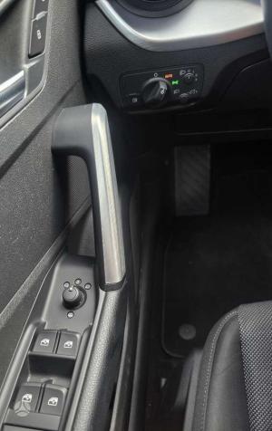 Black Audi Q2 2017 in Panevezys, with an engine capacity of 1.60 L and mileage of 232 thousand km for 10999 €, photo 23 on AUTOMOTO.COM.LV