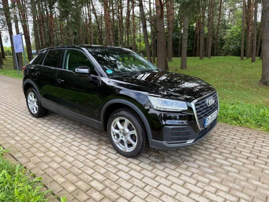Black Audi Q2 2017 in Utena, with an engine capacity of 1.60 L and mileage of 261 thousand km for 9800 €, photo 4 on AUTOMOTO.COM.LV
