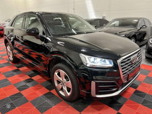 Melns Audi Q2 2017 Viļņa, ar dzinēja tilpumu 1.00 L un nobraukumu 44 tūkst. km par 17290 €, foto 4 vietnē AUTOMOTO.COM.LV