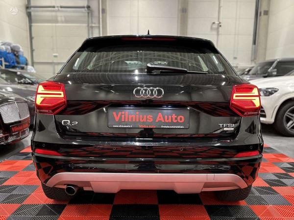 Melns Audi Q2 2017 Viļņa, ar dzinēja tilpumu 1.00 L un nobraukumu 44 tūkst. km par 17290 €, foto 6 vietnē AUTOMOTO.COM.LV