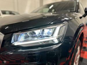 Black Audi Q2 2017 in Vilnius, with an engine capacity of 1.00 L and mileage of 44 thousand km for 17290 €, photo 10 on AUTOMOTO.COM.LV