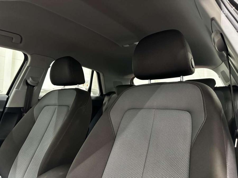 Black Audi Q2 2017 in Vilnius, with an engine capacity of 1.00 L and mileage of 44 thousand km for 17290 €, photo 14 on AUTOMOTO.COM.LV