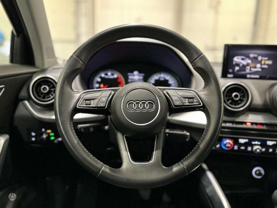 Black Audi Q2 2017 in Vilnius, with an engine capacity of 1.00 L and mileage of 44 thousand km for 17290 €, photo 19 on AUTOMOTO.COM.LV