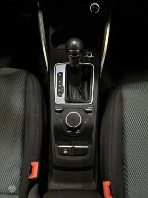 Black Audi Q2 2017 in Vilnius, with an engine capacity of 1.00 L and mileage of 44 thousand km for 17290 €, photo 23 on AUTOMOTO.COM.LV