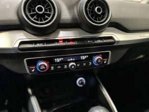 Black Audi Q2 2017 in Vilnius, with an engine capacity of 1.00 L and mileage of 44 thousand km for 17290 €, photo 24 on AUTOMOTO.COM.LV