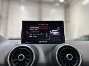 Black Audi Q2 2017 in Vilnius, with an engine capacity of 1.00 L and mileage of 44 thousand km for 17290 €, photo 27 on AUTOMOTO.COM.LV