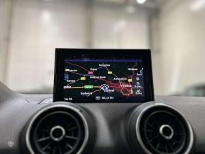 Black Audi Q2 2017 in Vilnius, with an engine capacity of 1.00 L and mileage of 44 thousand km for 17290 €, photo 28 on AUTOMOTO.COM.LV