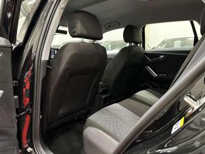 Black Audi Q2 2017 in Vilnius, with an engine capacity of 1.00 L and mileage of 44 thousand km for 17290 €, photo 29 on AUTOMOTO.COM.LV