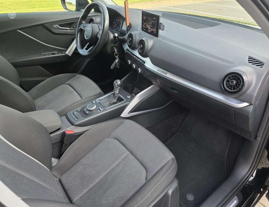 Black Audi Q2 2017 in Kaunas, with an engine capacity of 1.60 L and mileage of 233 thousand km for 10100 €, photo 25 on AUTOMOTO.COM.LV