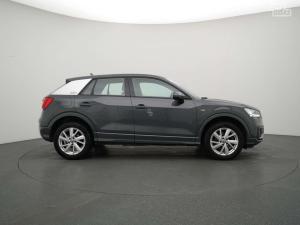 Black Audi Q2 2018 in Kaunas, with an engine capacity of 2.00 L and mileage of 89 thousand km for 23418 €, photo 2 on AUTOMOTO.COM.LV