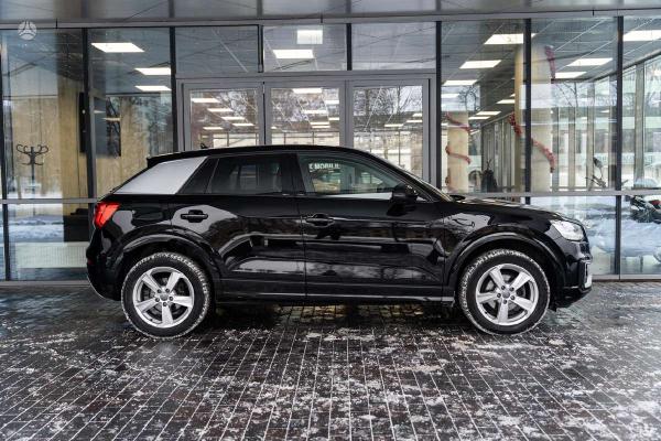 Melns Audi Q2 2019 Viļņa, ar dzinēja tilpumu 1.50 L un nobraukumu 50 tūkst. km par 23900 €, foto 3 vietnē AUTOMOTO.COM.LV