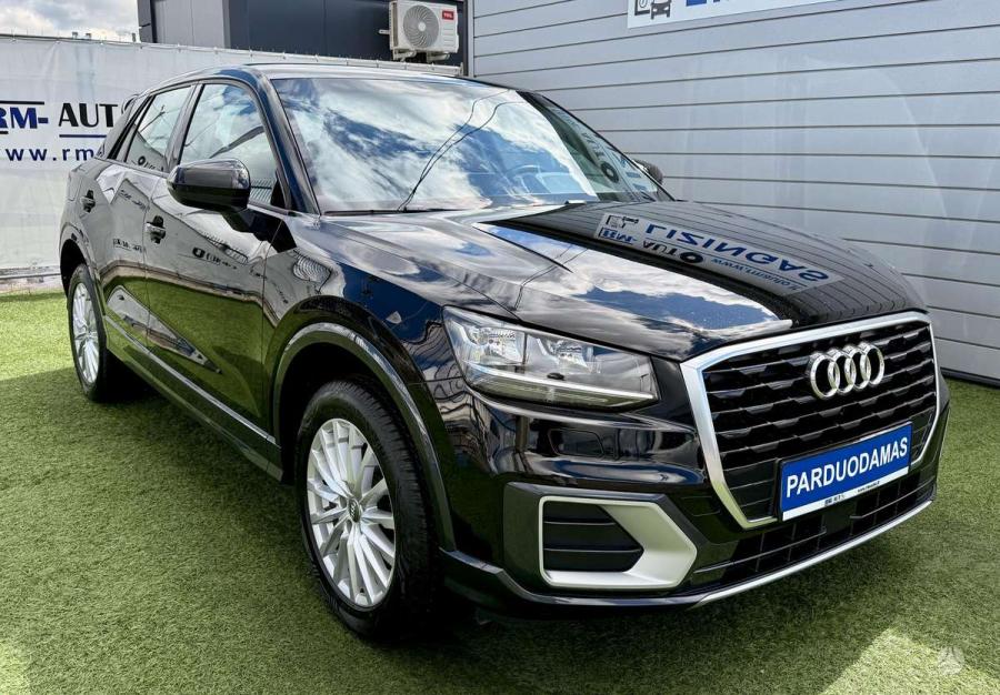 Melns Audi Q2 2019 Panevēža, ar dzinēja tilpumu 1.00 L un nobraukumu 225 tūkst. km par 11800 €, foto 4 vietnē AUTOMOTO.COM.LV