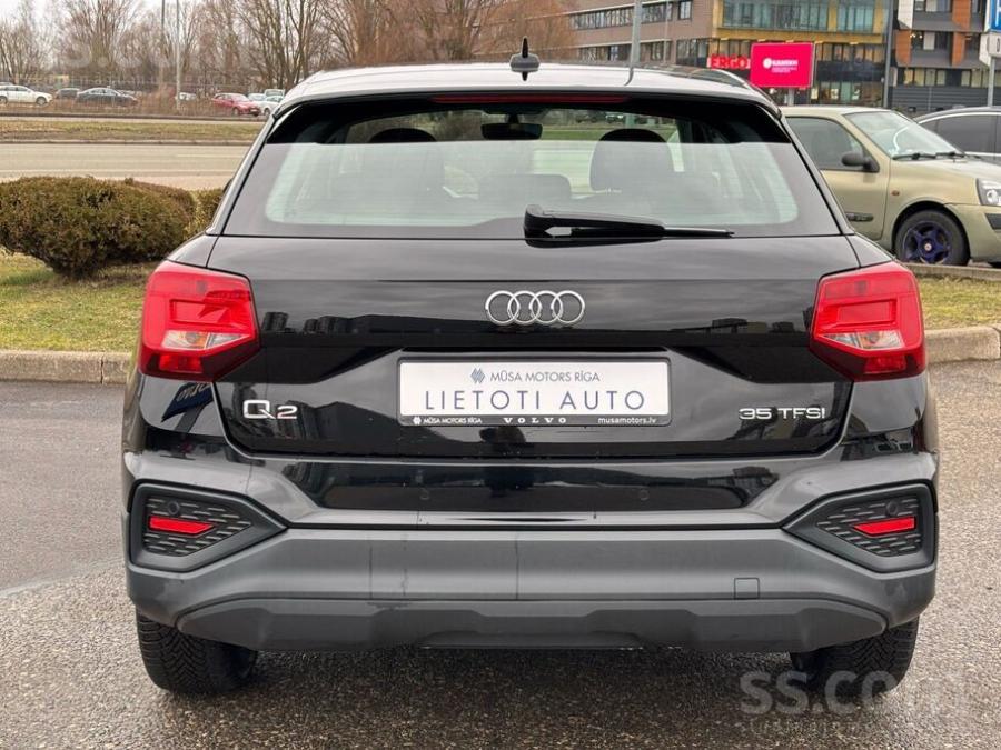 Melns Audi Q2 2022 Rīga, ar dzinēja tilpumu 1.50 L un nobraukumu 42 tūkst. km par 27900 €, foto 5 vietnē AUTOMOTO.COM.LV