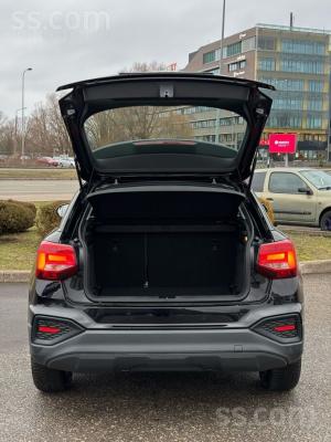 Melns Audi Q2 2022 Rīga, ar dzinēja tilpumu 1.50 L un nobraukumu 42 tūkst. km par 27900 €, foto 6 vietnē AUTOMOTO.COM.LV