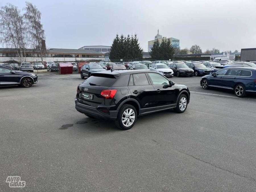 Melns Audi Q2 2022 Kauņa, ar dzinēja tilpumu 1.50 L un nobraukumu 50 tūkst. km par 24316 €, foto 7 vietnē AUTOMOTO.COM.LV
