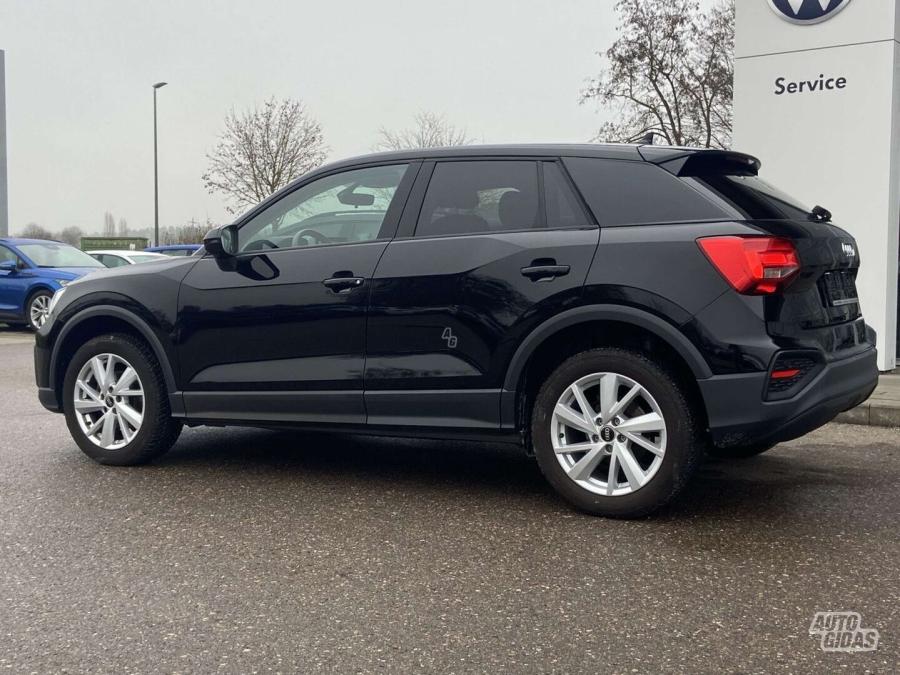 Melns Audi Q2 2022 Kauņa, ar dzinēja tilpumu 1.50 L un nobraukumu 46 tūkst. km par 24692 €, foto 3 vietnē AUTOMOTO.COM.LV