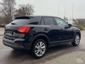 Melns Audi Q2 2022 Kauņa, ar dzinēja tilpumu 1.50 L un nobraukumu 46 tūkst. km par 24692 €, foto 5 vietnē AUTOMOTO.COM.LV