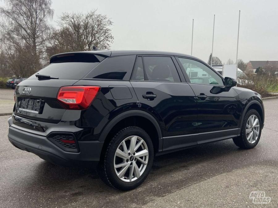 Melns Audi Q2 2022 Kauņa, ar dzinēja tilpumu 1.50 L un nobraukumu 46 tūkst. km par 24692 €, foto 5 vietnē AUTOMOTO.COM.LV